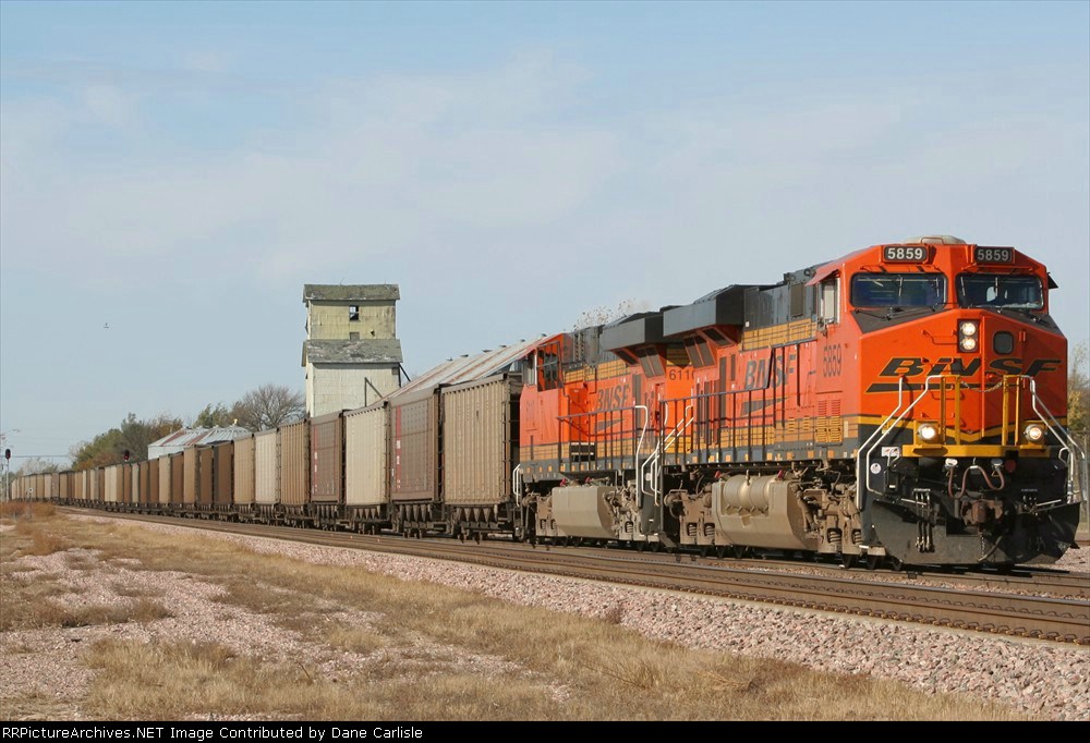 BNSF 5859
